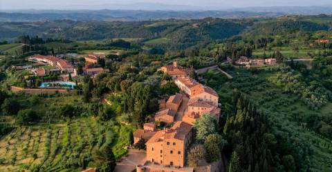 Castelfalfi fra le 5 stelle di Forbes e le novità 2025
