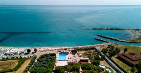 Club del Sole torna in Abruzzo, inaugurato il Roseto degli Abruzzi Easy ...