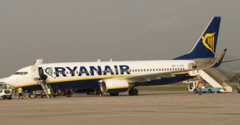 Ryan sceglie Ryanair: alla guida di un Boeing a soli 19 anni